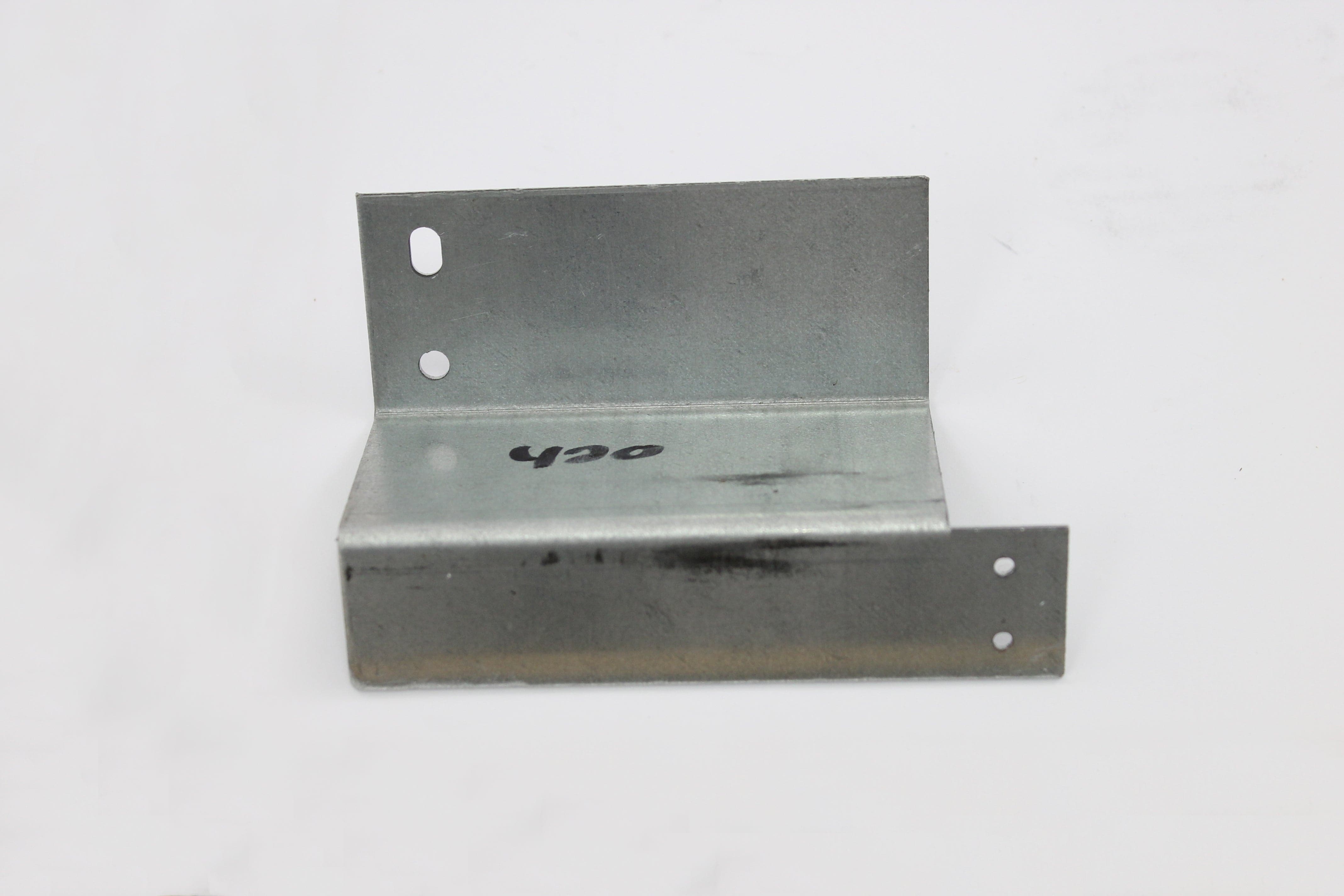 Weil McLain Heater Cover Plate w/ Gasket EG/EGH W/1/2" Tap, Round 389 ...